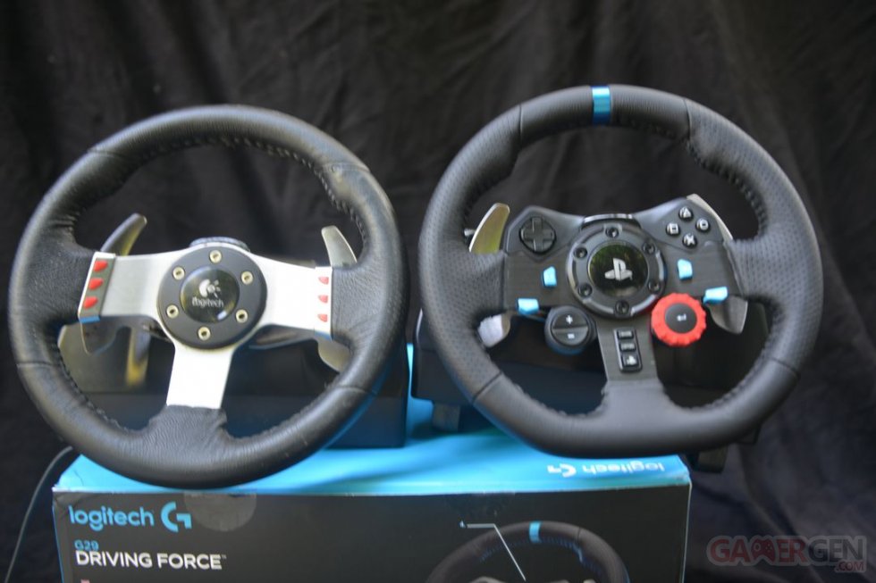 Image Logitech G29 Volant Ps4 PC UNBOXING 0054 - GAMERGEN.COM